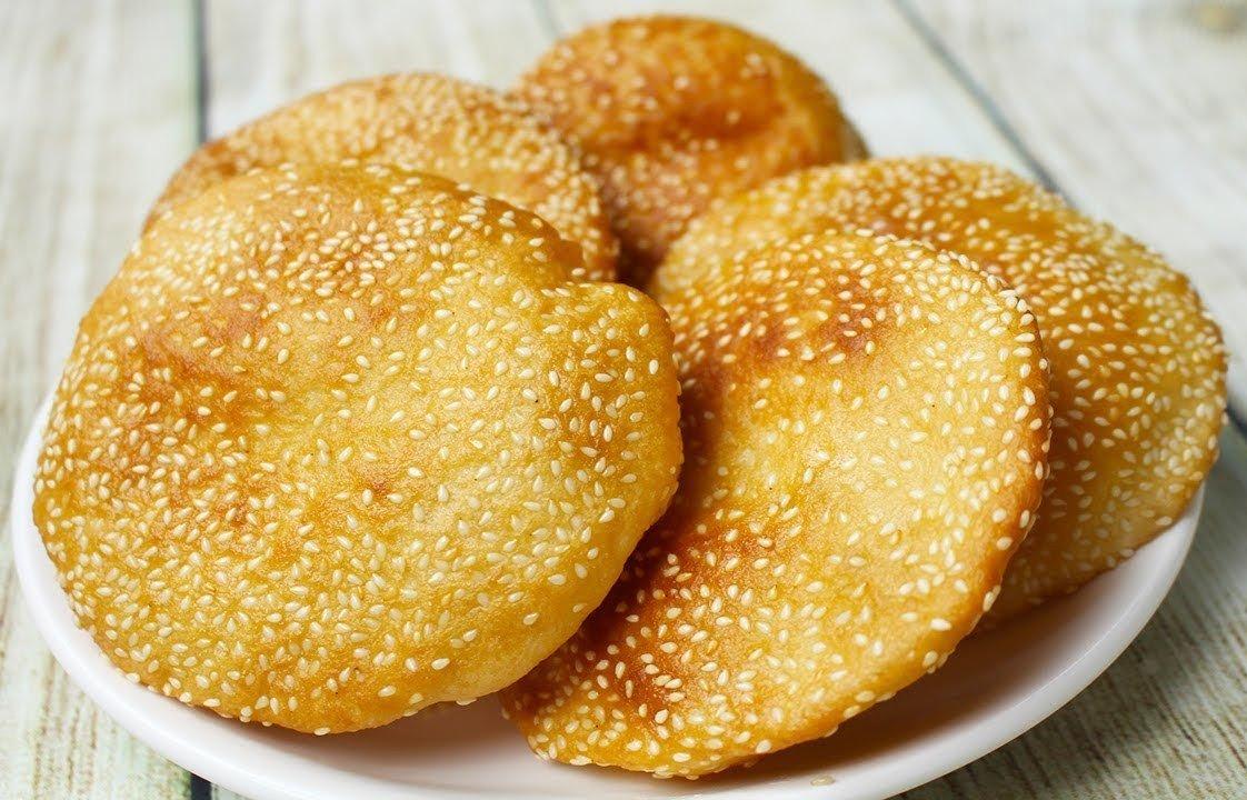 Cách làm bánh tiêu ngon giòn, xốp mềm và thơm phức - Món Ngon ...